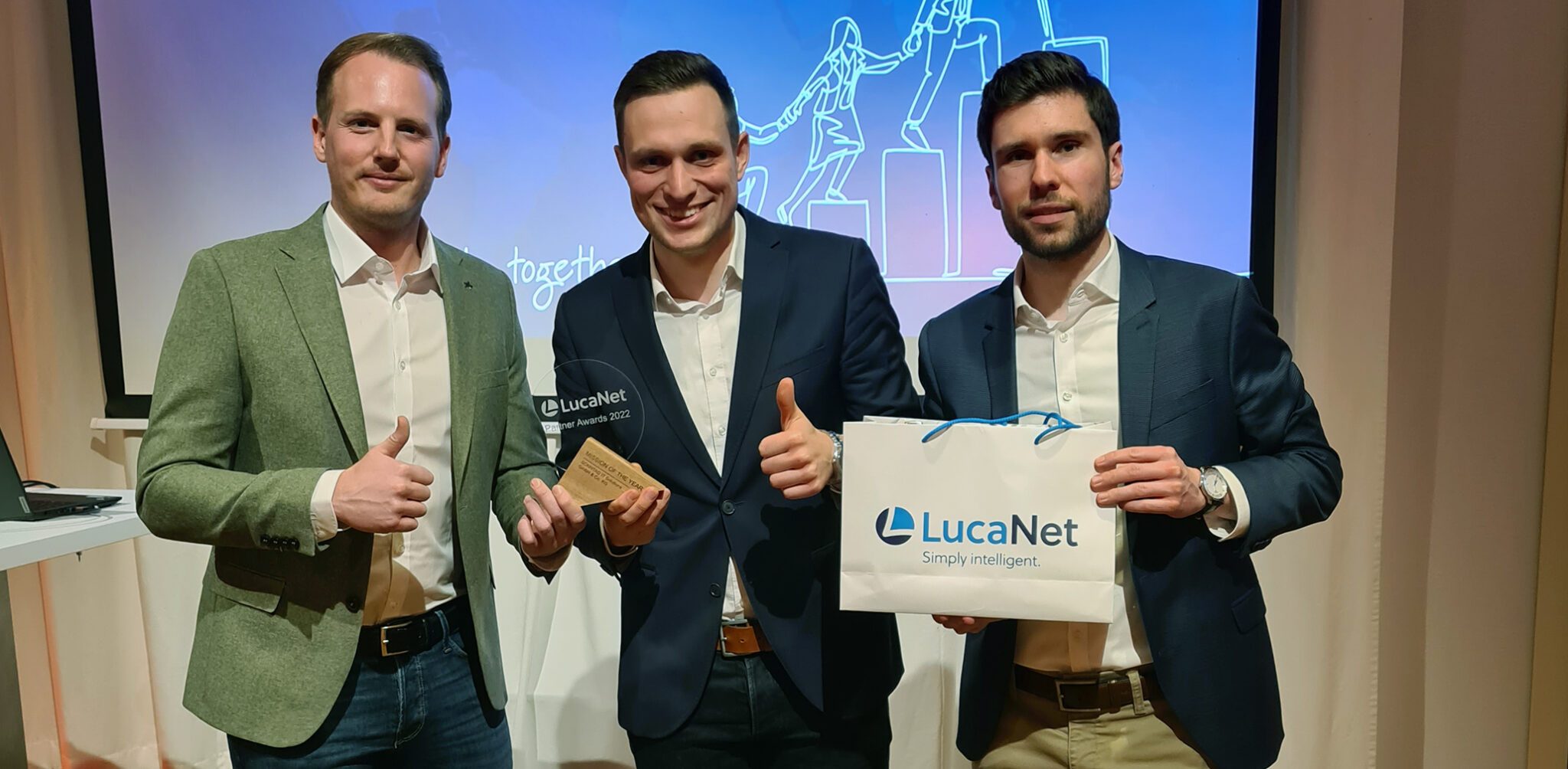 Das LucaNet Team von SONNTAG hat den Mission of the Year Award gewonnen